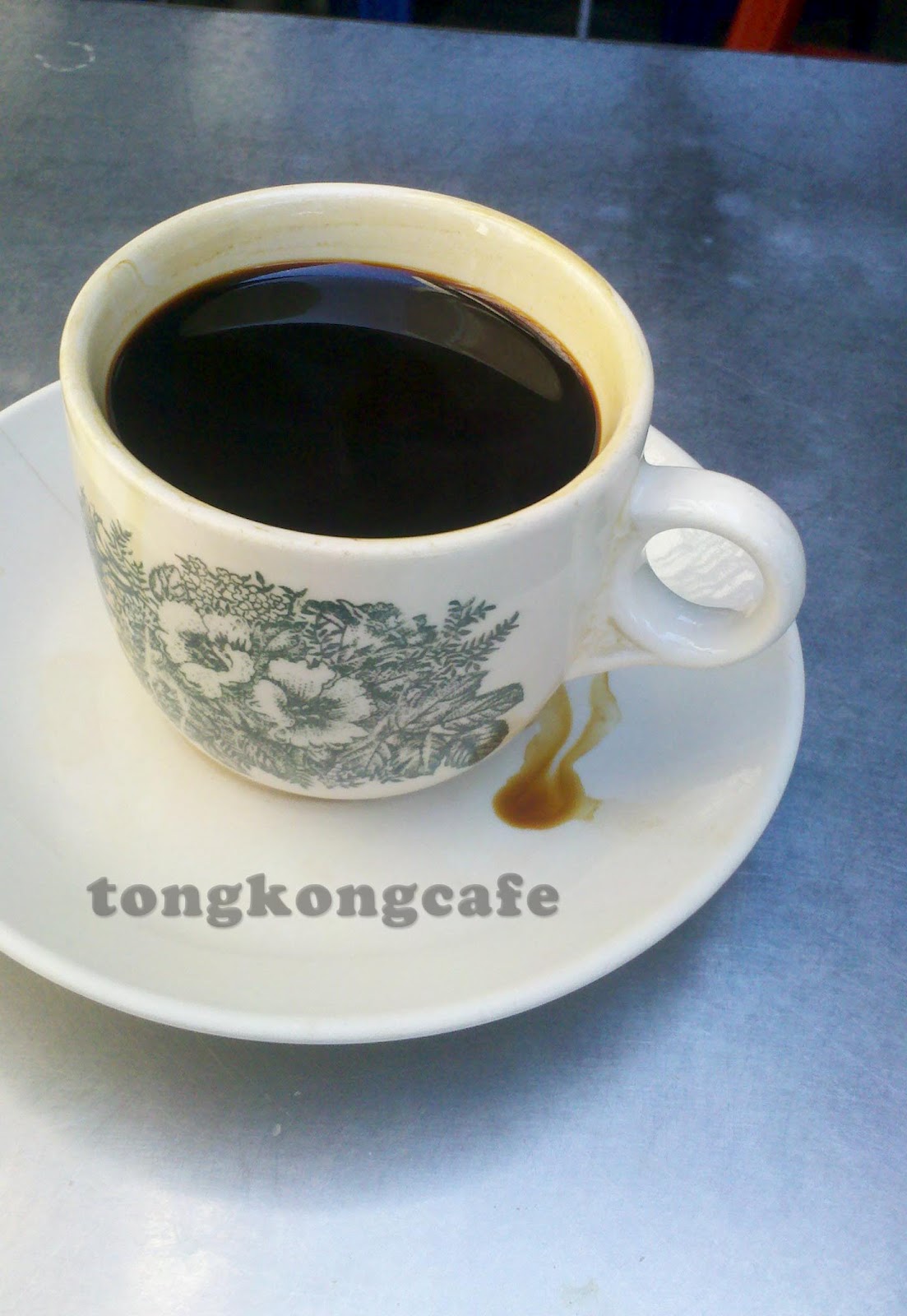 Tong Kong Cafe: Fresh Hainan Coffee,Half Boil Egg and Toasts