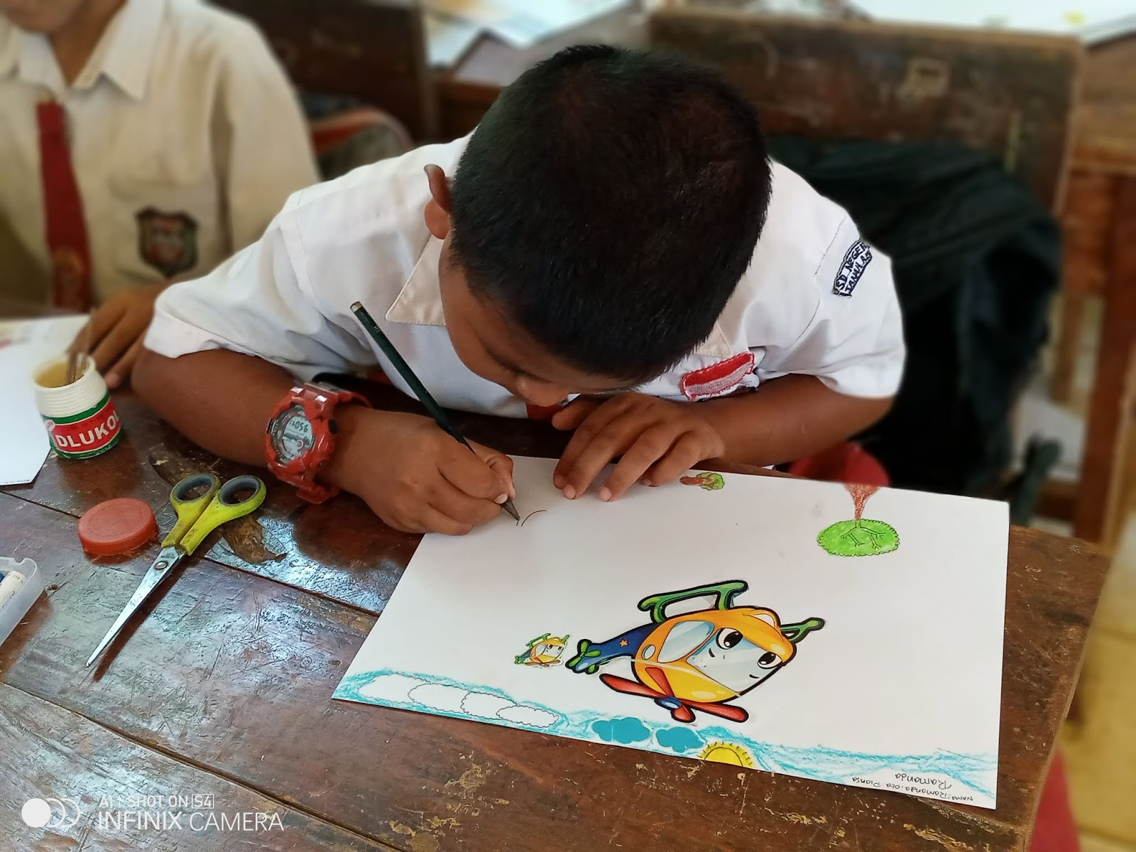 Betty Marlina Blog: Menggambar Teknik Montase dan Kolase di Kelas 4 SD