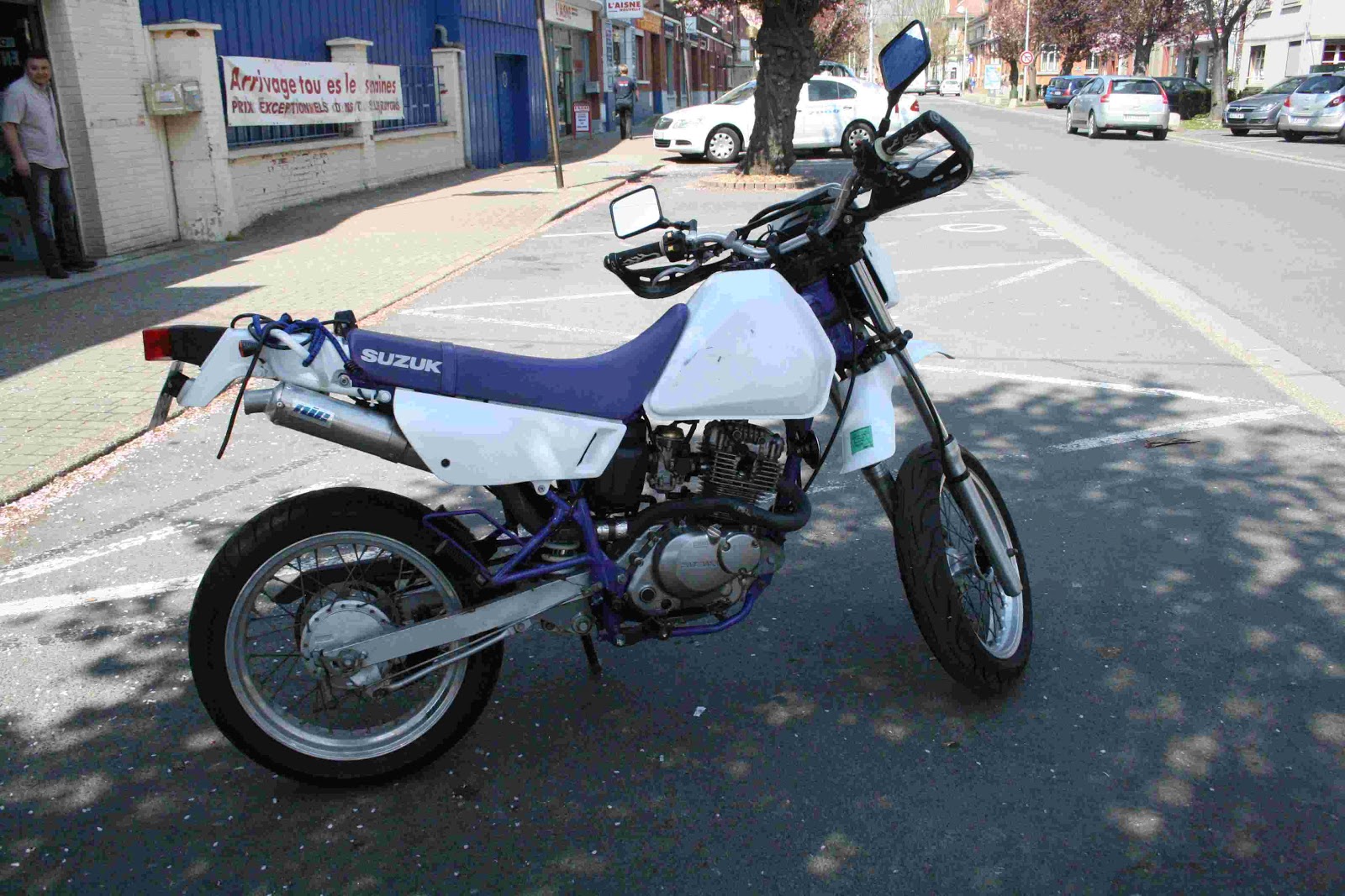 Le motoidoscope: Suzuki 125 DR/DR SE