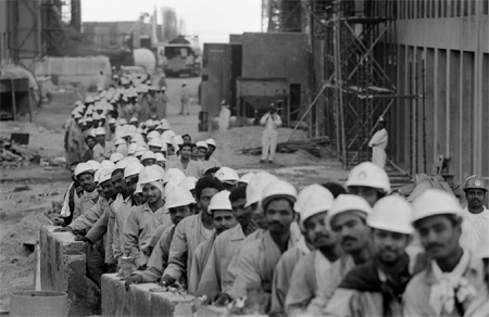 AMAZING STORIES AROUND THE WORLD: The Dark Side Of Dubai