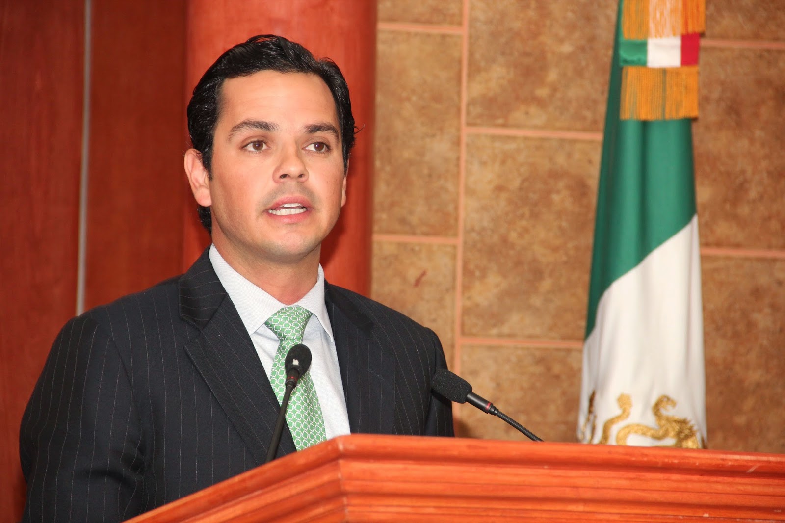 ¿Qué pasa BC?: PROPONE DIP. FAUSTO GALLARDO PROHIBIR EL USO DE ANIMALES ...