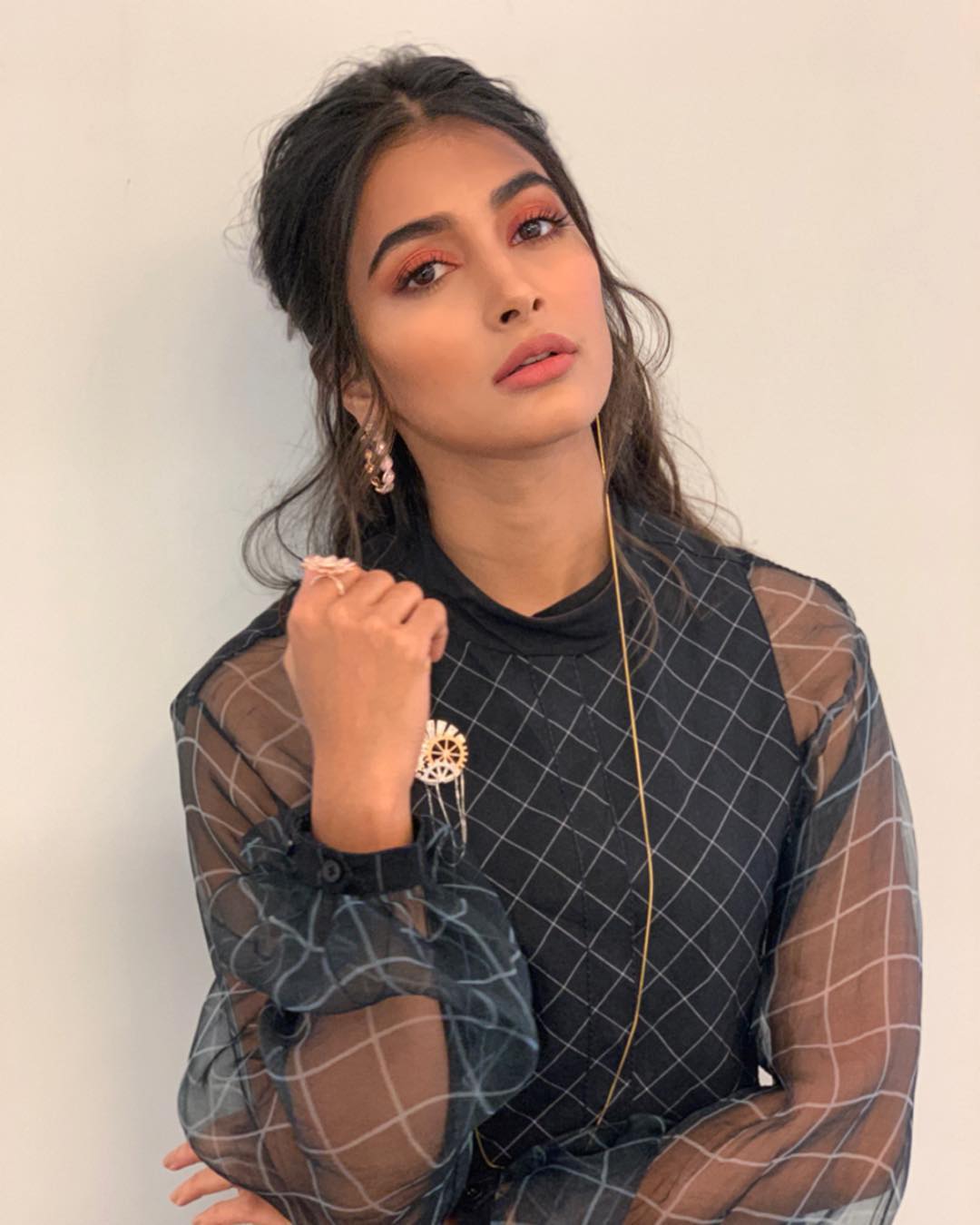 Actress Pooja Hegde Looking Beautiful Photos Gallery - Latest Indian ...