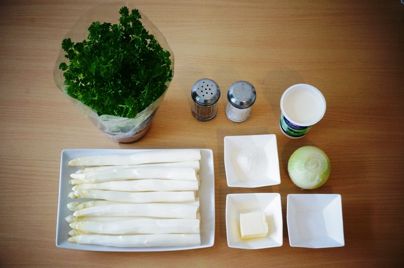 La cuisine de Simona: Supa crema de sparanghel alb cu hasmatuchi ...