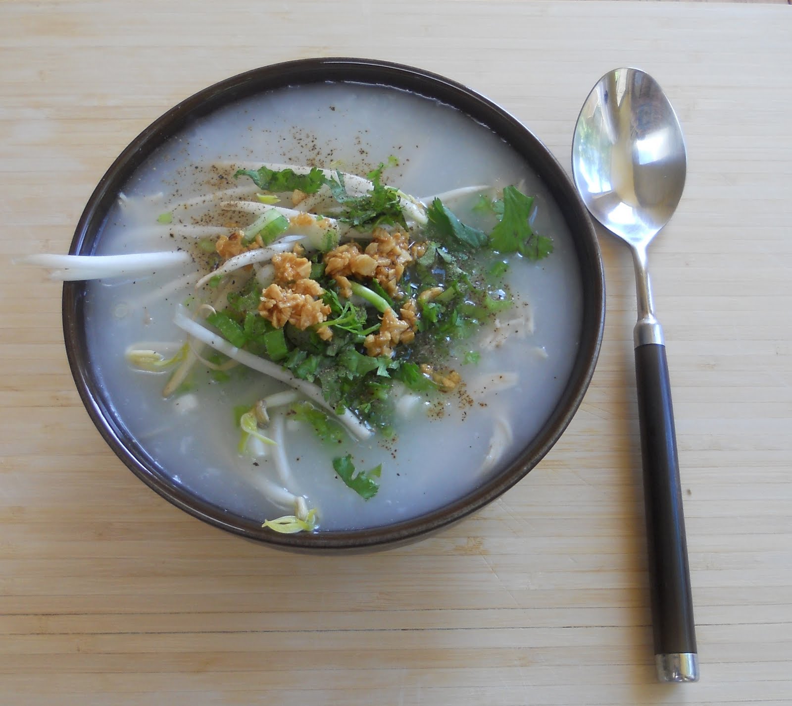 Savoury Dishes: Chao Ga (Chicken Congee)