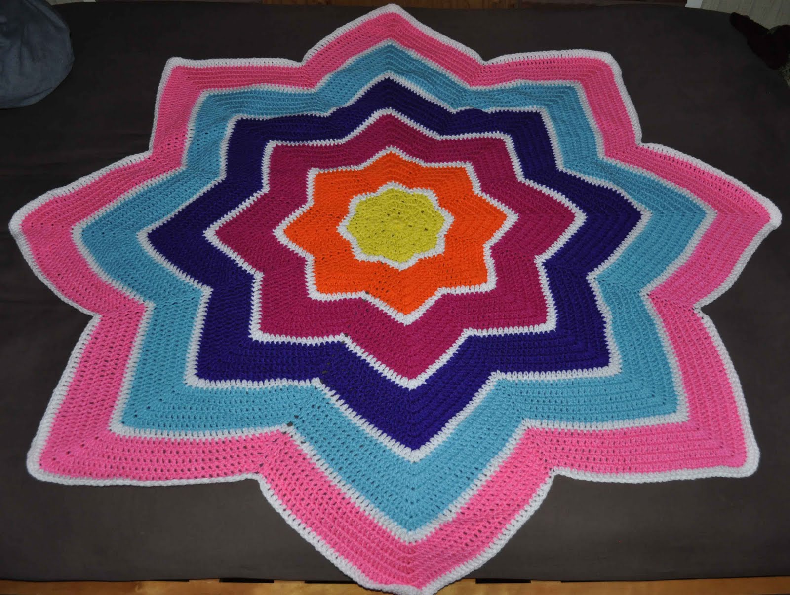 SmoothFox Crochet and Knit: Tester pictures of SmoothFox Bright Lights ...