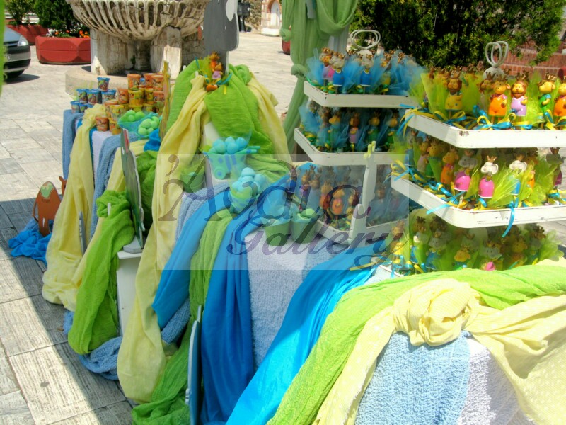 Anthiagallery: ΣΤΟΛΙΣΜΟΣ ΒΑΠΤΙΣΗΣ ΜΕ ΘΕΜΑ ΤΑ ΖΩΑ ΤΗΣ ΖΟΥΓΚΛΑΣ