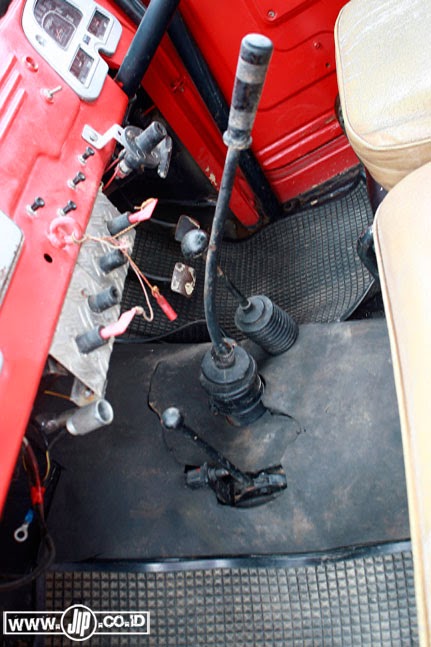 ENGINE SWAP TOYOTA FJ40 1F with 14B DIESEL engine | dosop