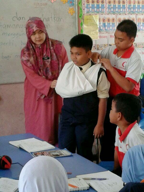 PERSATUAN BULAN SABIT MERAH SKPTLDM: Aktiviti PBSM: Teori Dan Amali ...