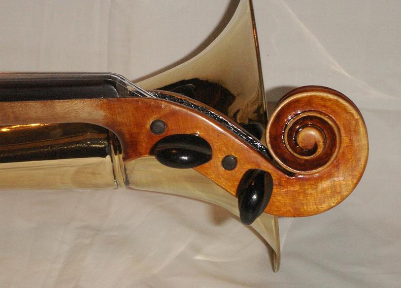 collectio instrumentorum: Horn-violin or Trumpet-violin