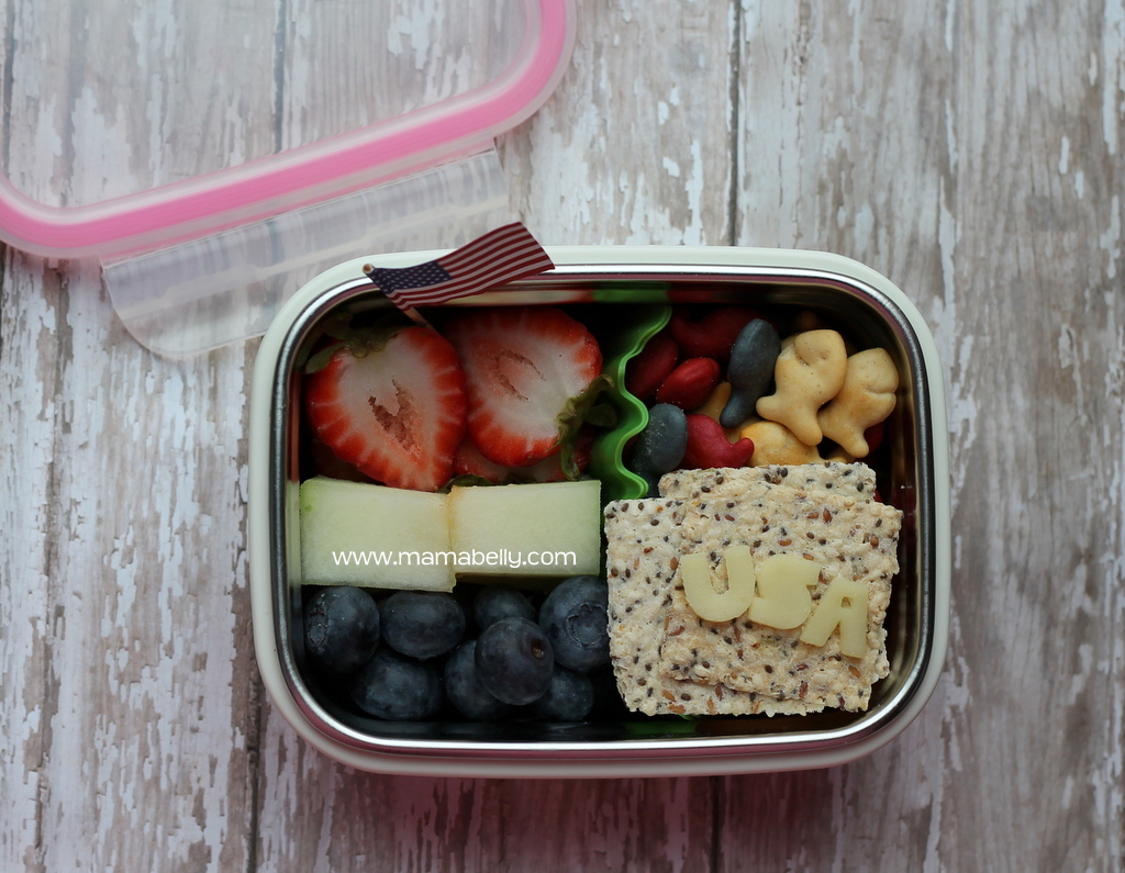 Mamabelly's Lunches With Love: Red, White & Blue Snack