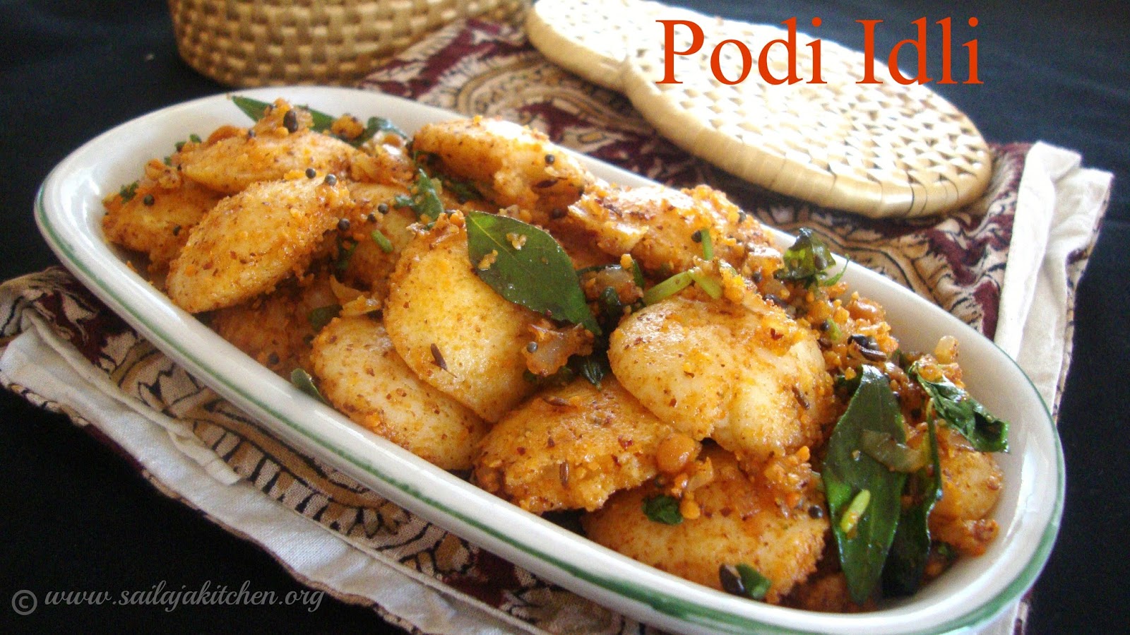 Sailaja Kitchen...A site for all food lovers!: Podi Idli Recipe / Spicy ...