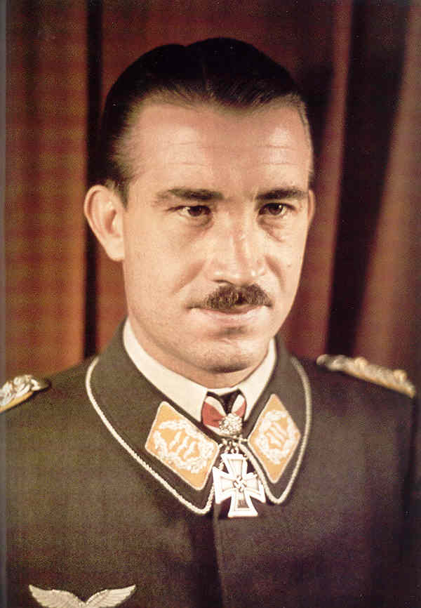 Diario de guerra: El Führer concede a Adolf Galland los Brillantes para ...