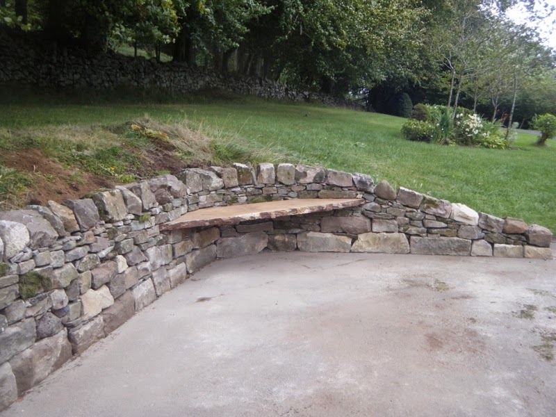 Stone Stacker: Dry Stone Seating