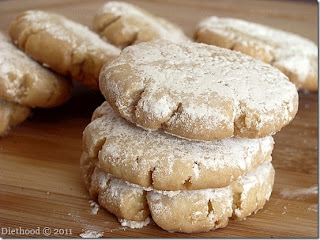 Auraea Sunshine Bake Shoppe: Gurabii – Shortbread Cookies