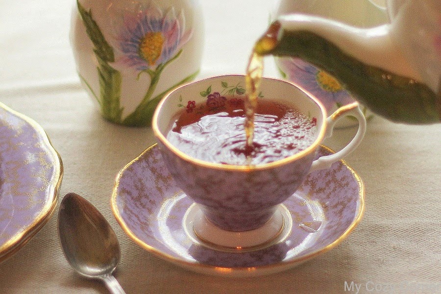 My Cozy Corner: Iris Tea Time