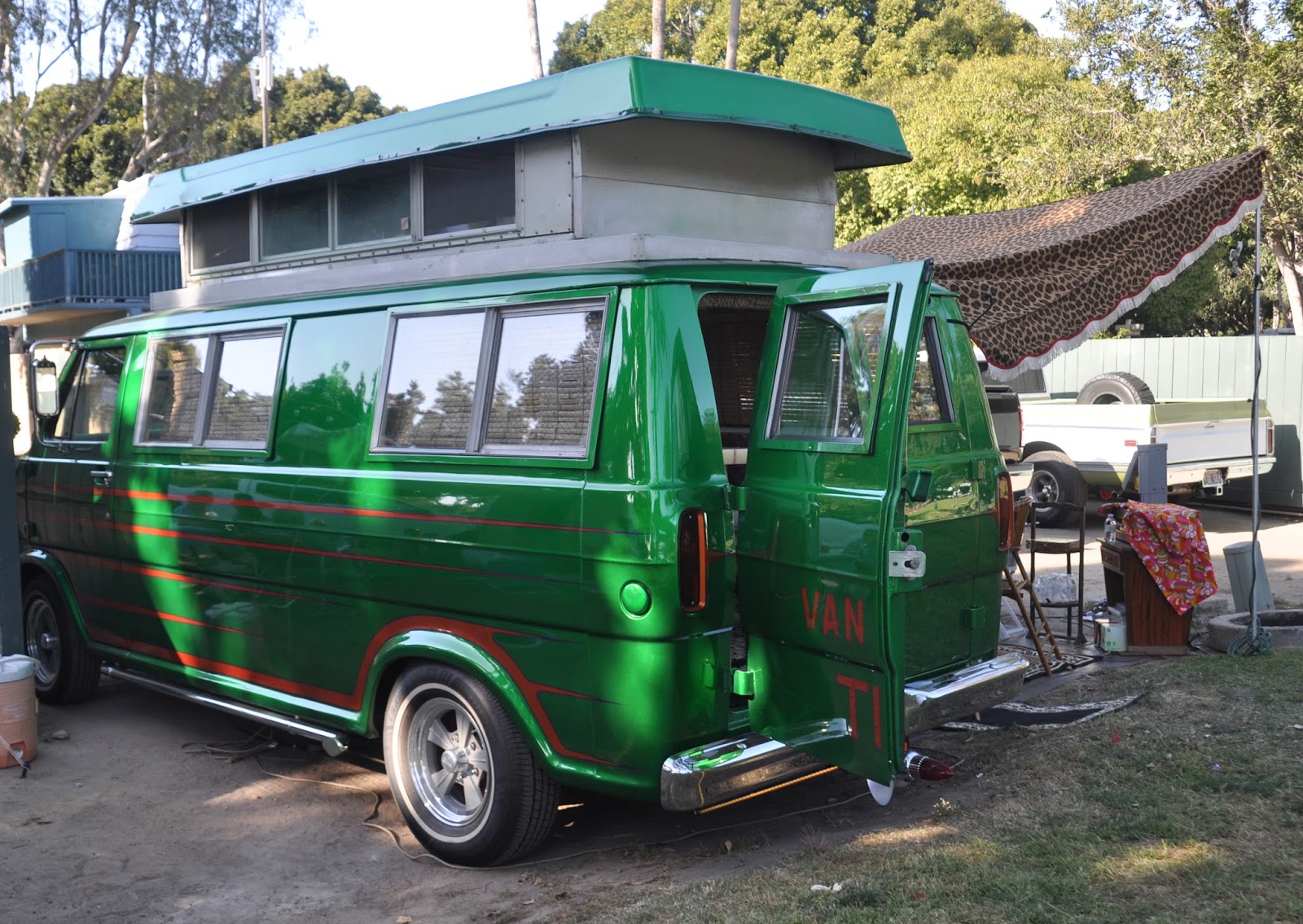 Just A Car Guy: Tiki Bar van