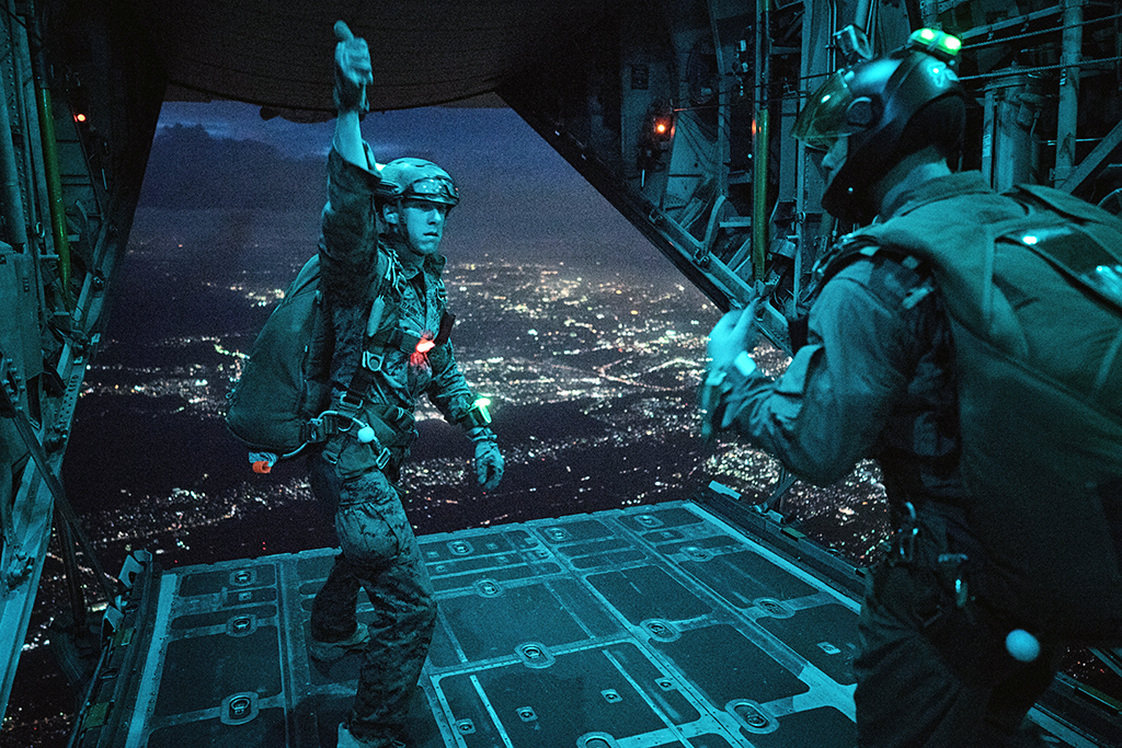 SNAFU!: Recon Marines night jump!...photo by Senior Airman Delano Scott