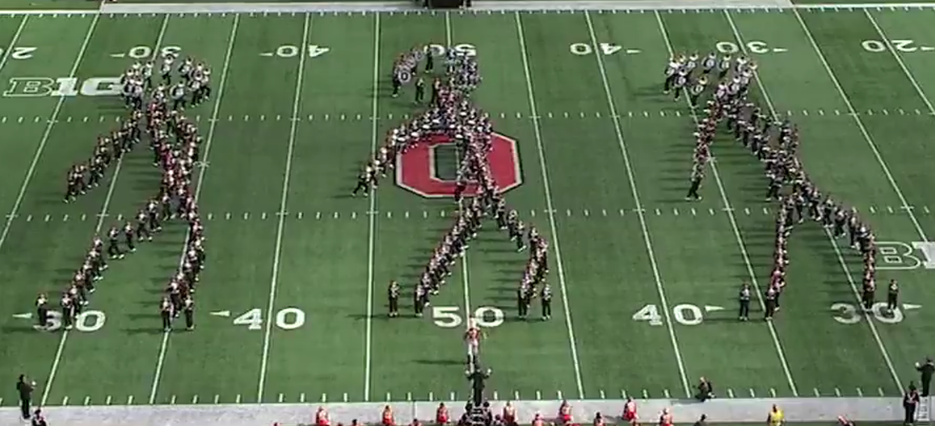 Ohio State marching band breaks into 'Floss dance' formation (Video ...