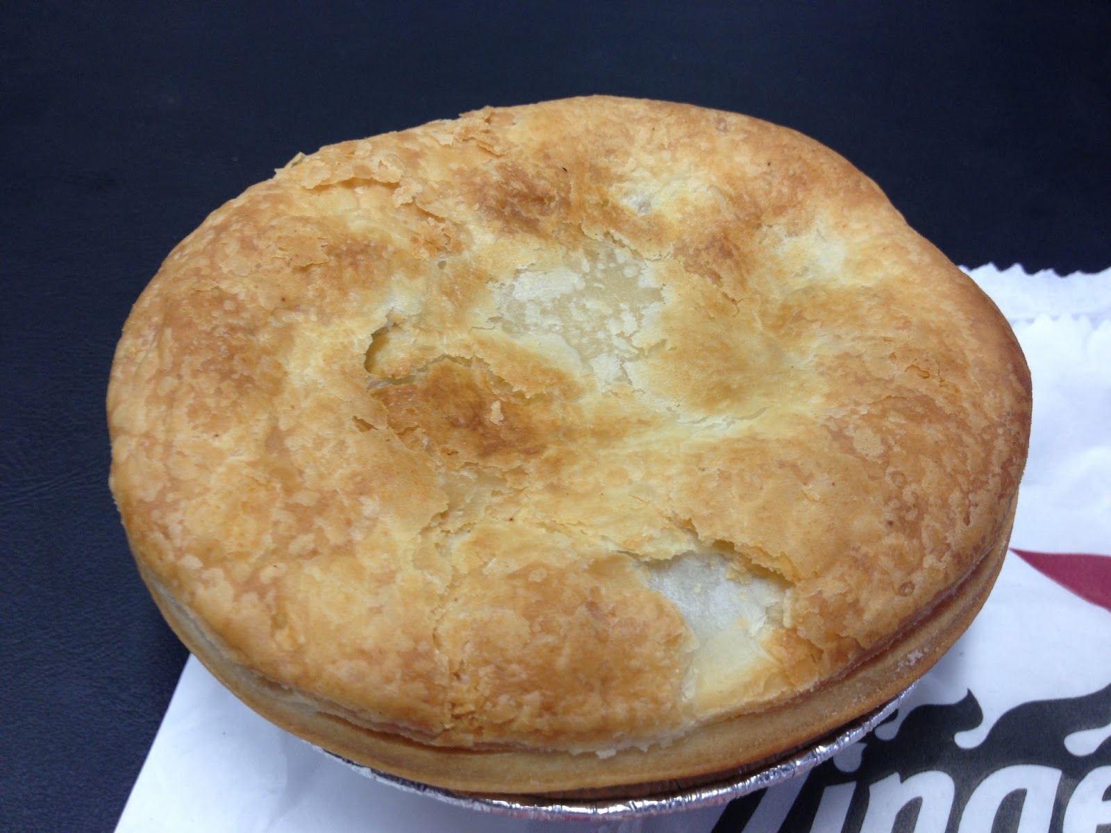 The Pieologist: KFC Zinger Pie Review