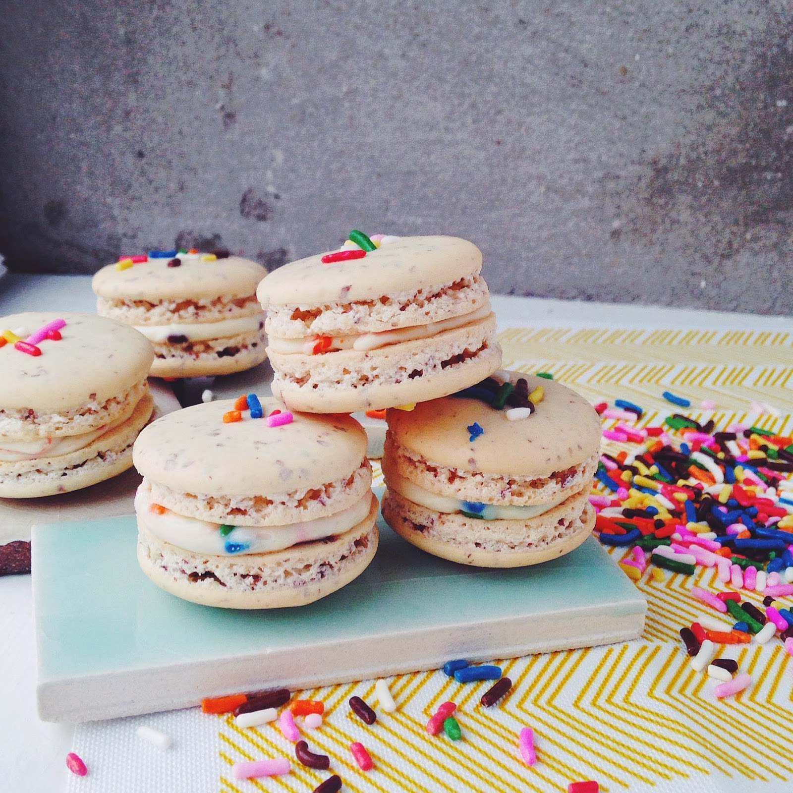 Miss Hangrypants: Birthday Cake Macarons - Blogiversary