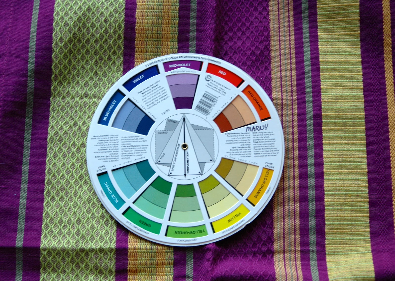 Modern Quilt Relish: Color lessons from dish towels...