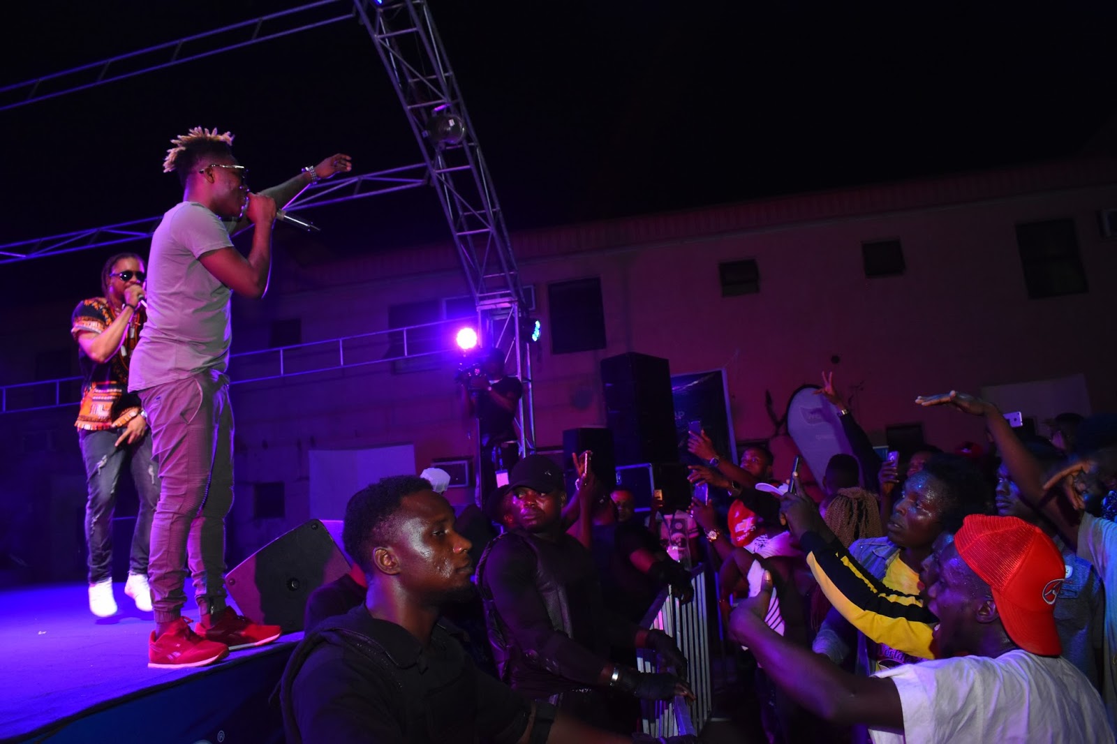 Reekado Banks, L.A.X, Humble Smith light up Benin at the Closeup Cool ...