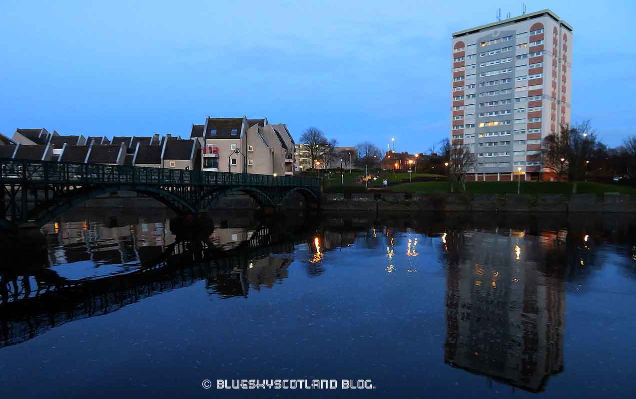 Alex and Bob`s Blue Sky Scotland: Ayr Harbour and River Ayr Walk.