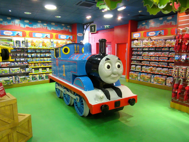 Destination: Fiction: World Class London