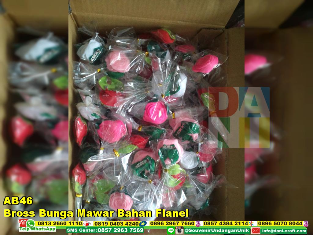 Bros Bunga Mawar Bahan Flanel | Souvenir Pernikahan