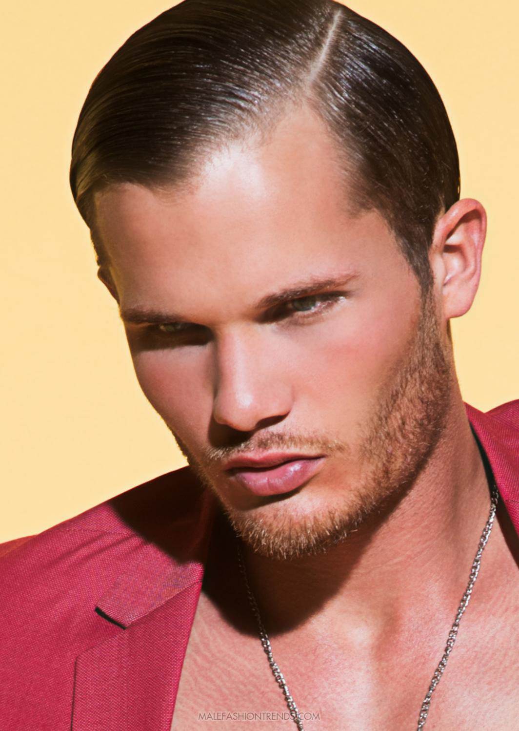 Michael Schramm para FAVE Magazine por Frank Louis