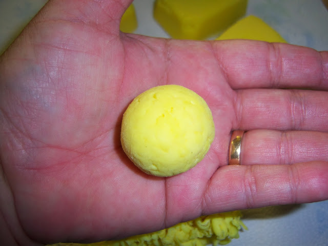 Three Sisters Soap: Making Soap Balls for Loaf Soap