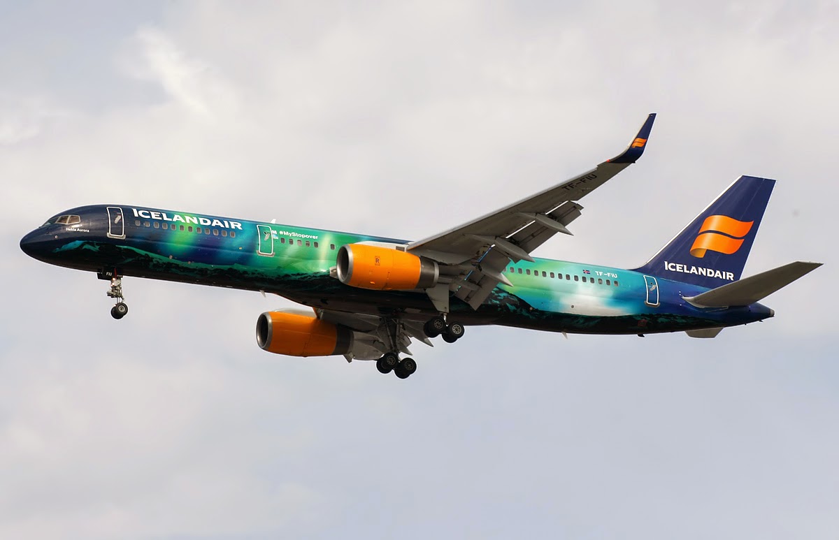 Skylinerworld: Icelandair B757-256