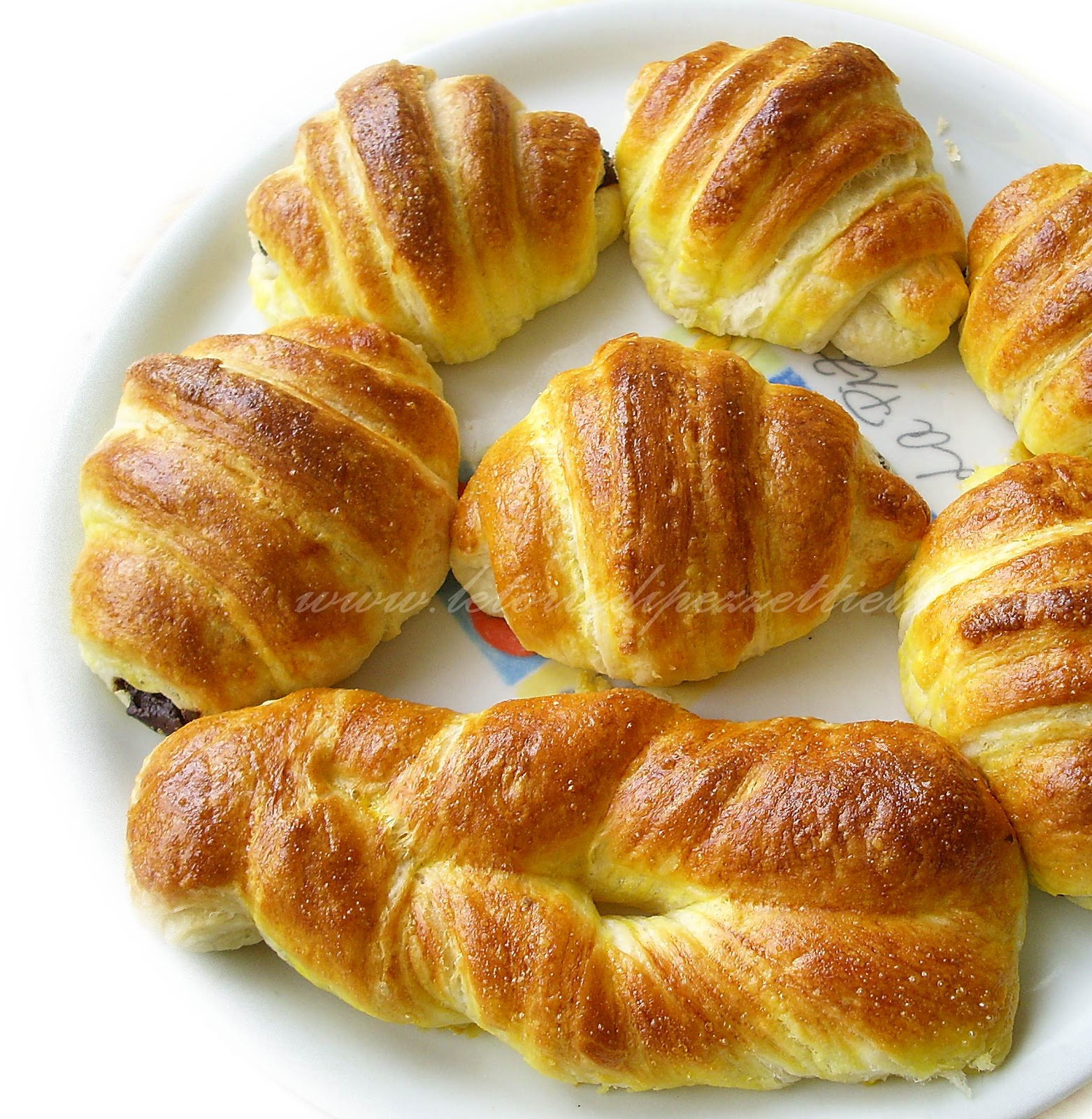 Croissants francesi passo passo | Le Torte di Antonella Cacossa e non ...