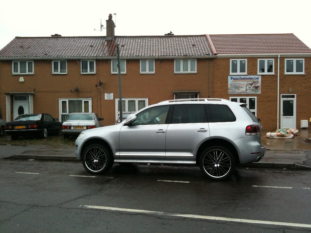 .: VW TOUAREG V6 TDI 22" VALENZA ROMA WHEELS......
