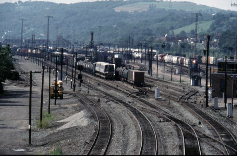 Towns and Nature: Conway, PA: NS/Conrail/Penn Railyard