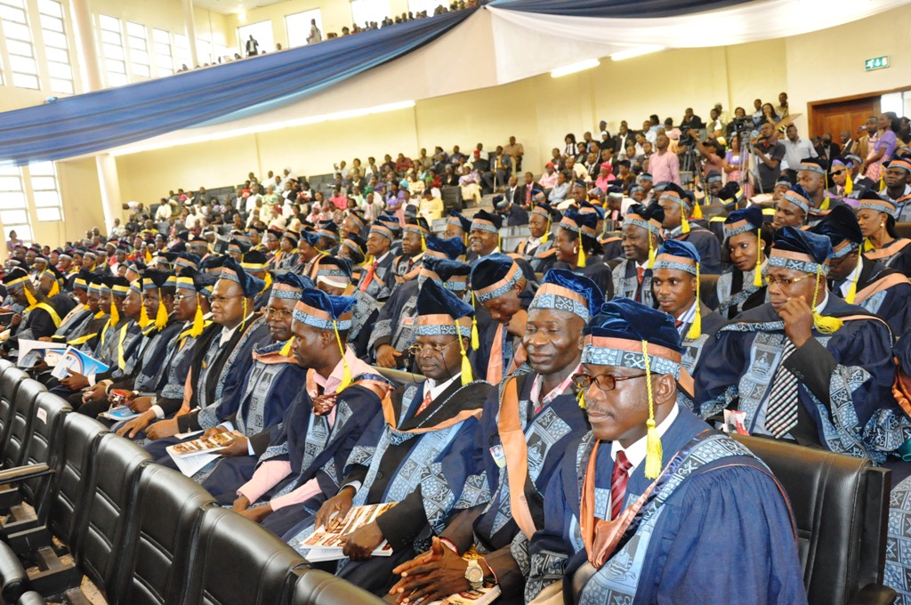 Strategic Index News: PICS: GOV. FASHOLA AT LASU’S 17TH CONVOCATION ...