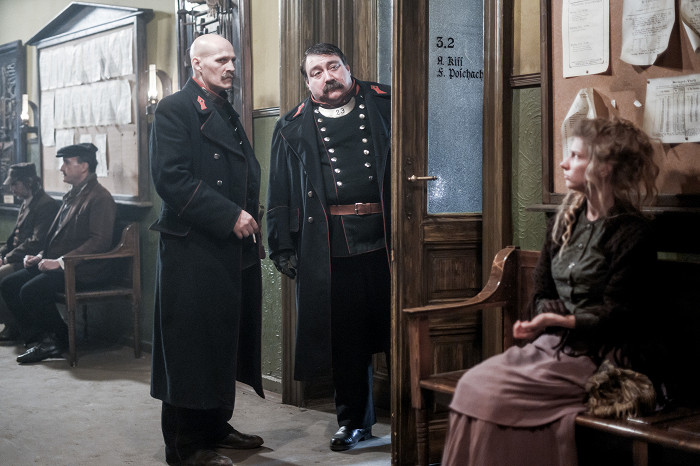 FILMY KOSTIUMOWE: Freud (TV Serial 2020– )