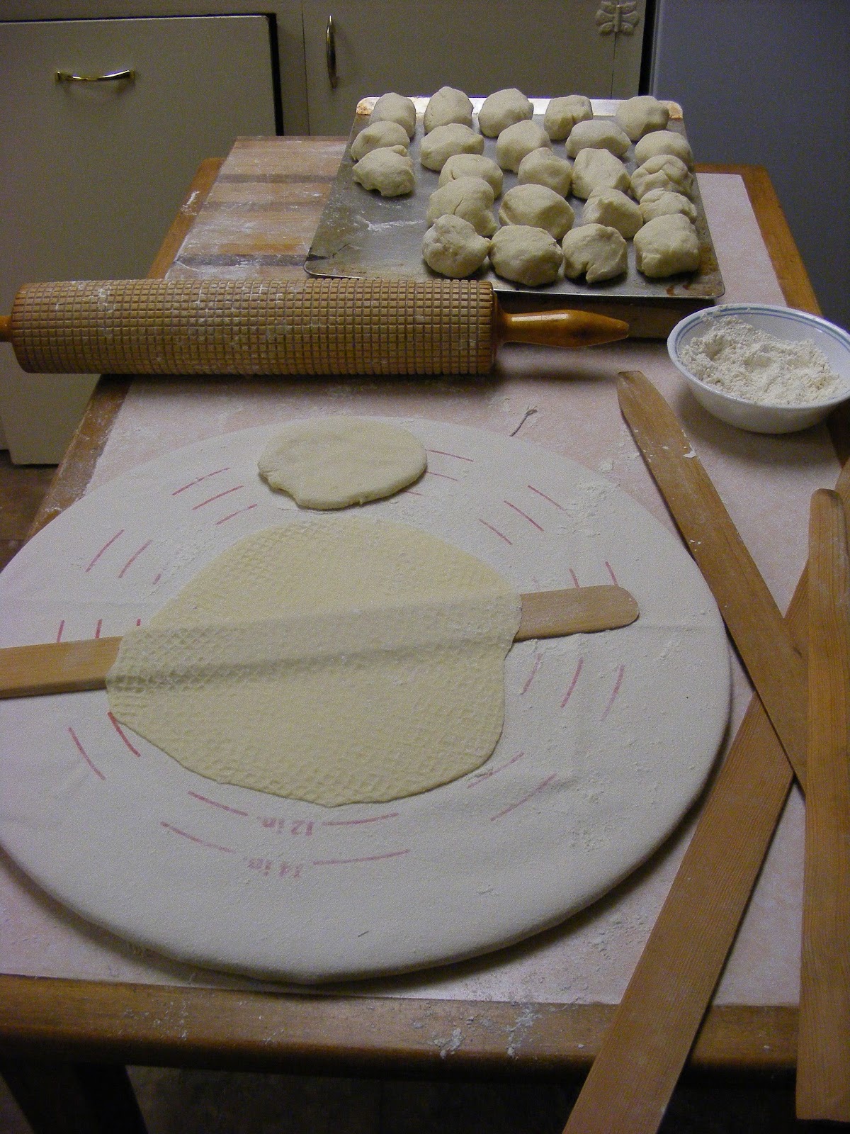 The Dusty Lane: Norwegian Flat Bread (flatbrød)