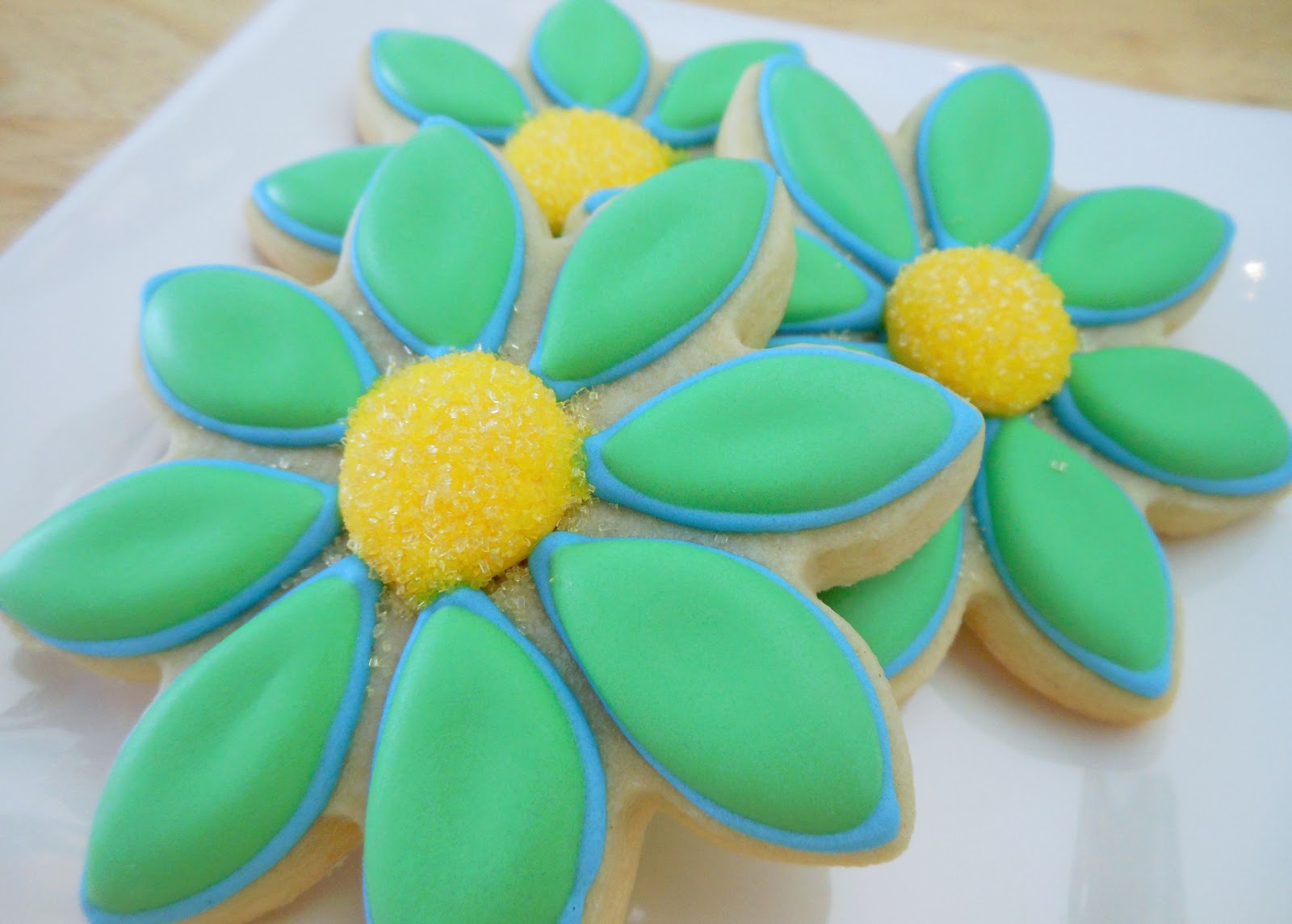My Cookie Clinic: DAISY COOKIES/ Please Eat the Daisies