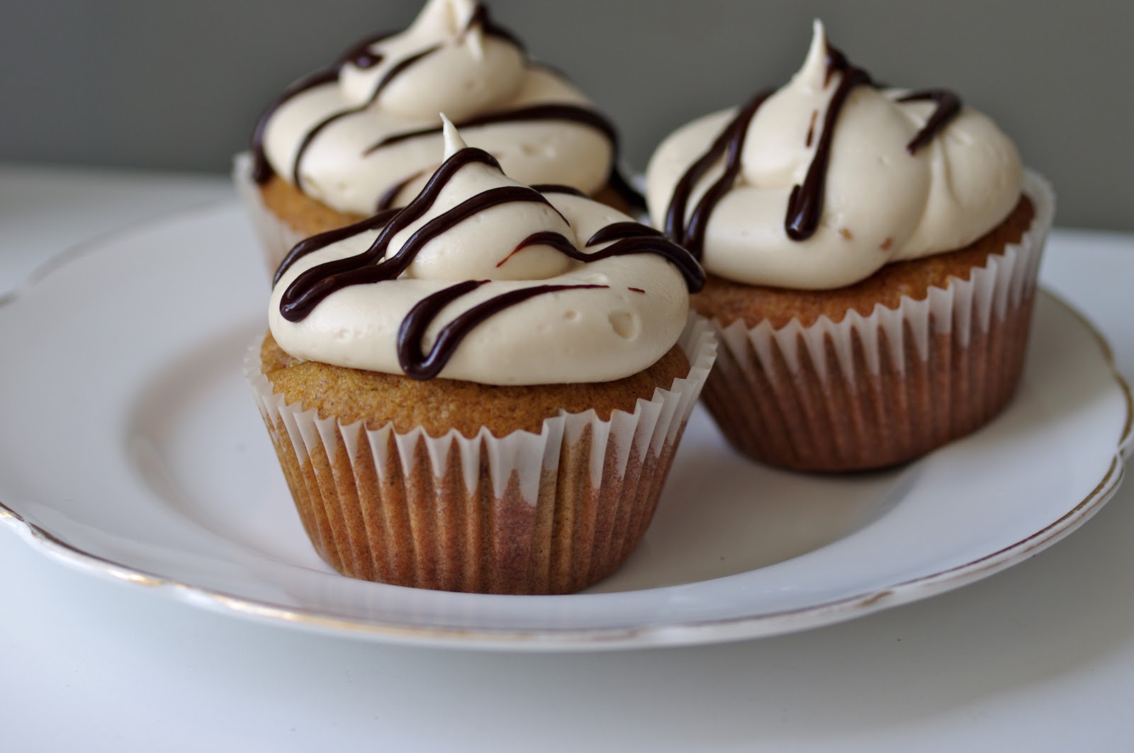 The Cupcake Suite: October Pumpkin Cupcakes