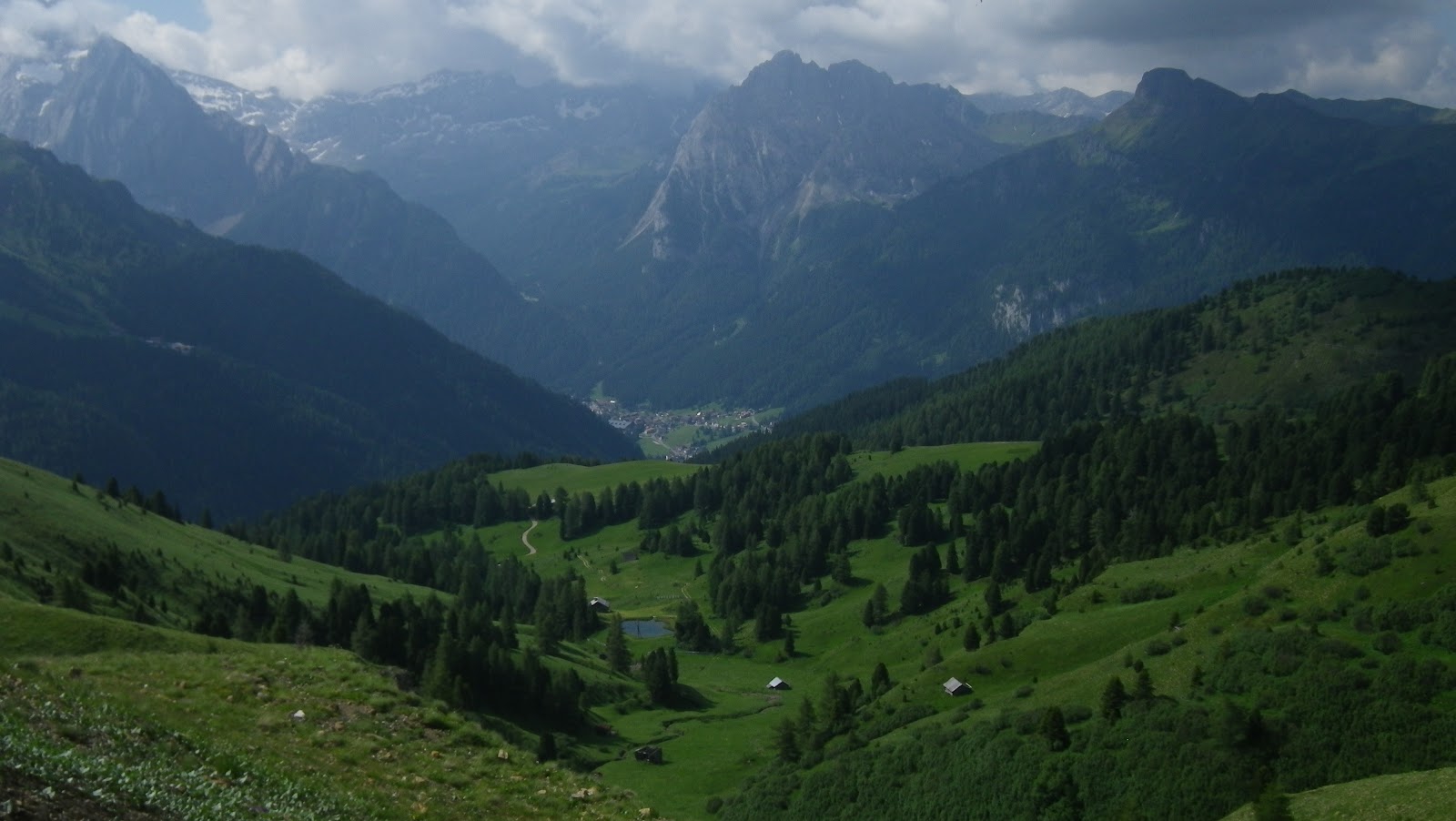ITALIAN CYCLING JOURNAL: Sella Ronda Bike Day