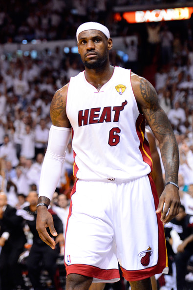LeBron James Basketball Profile & New Pictures-Images | Sports Stars