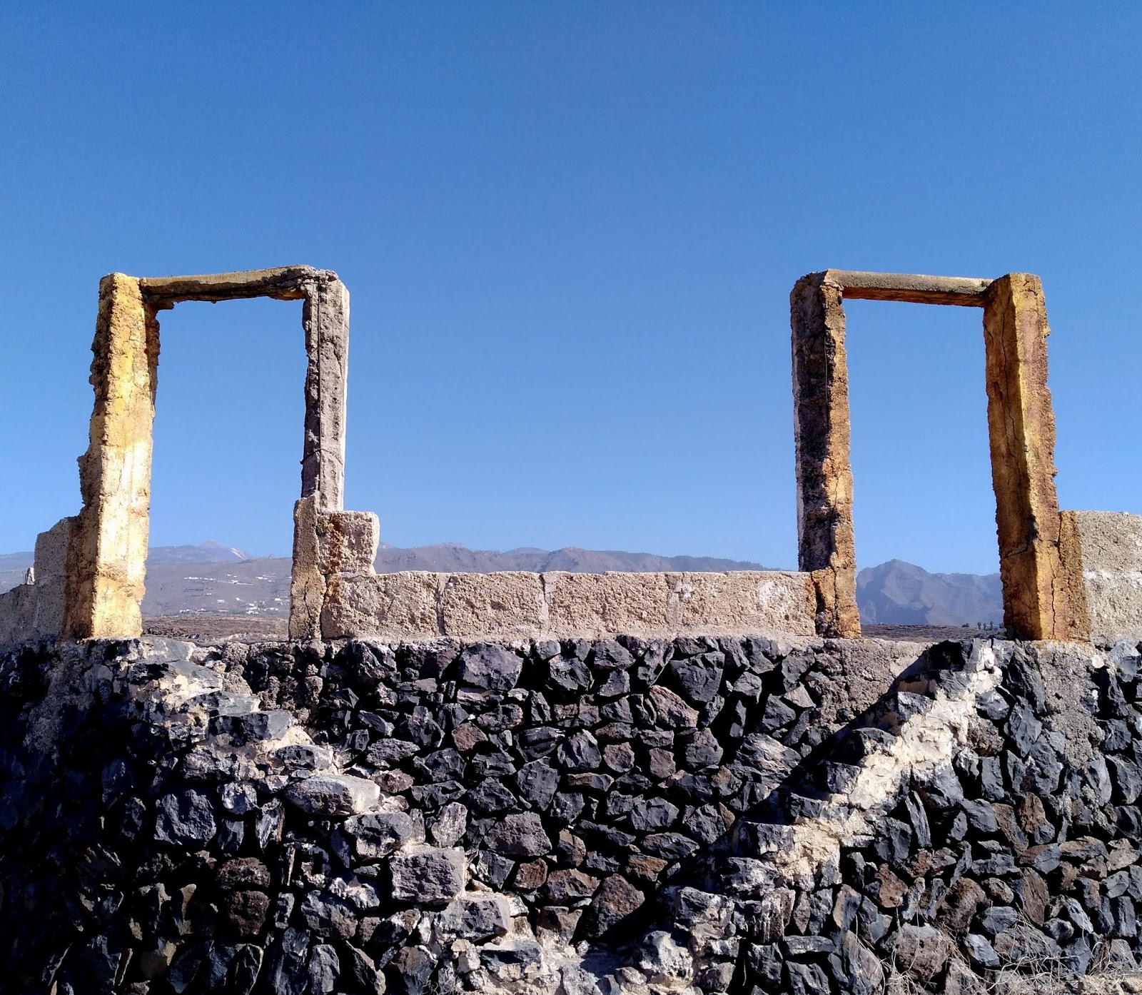 Phoeticblog: Titubeo