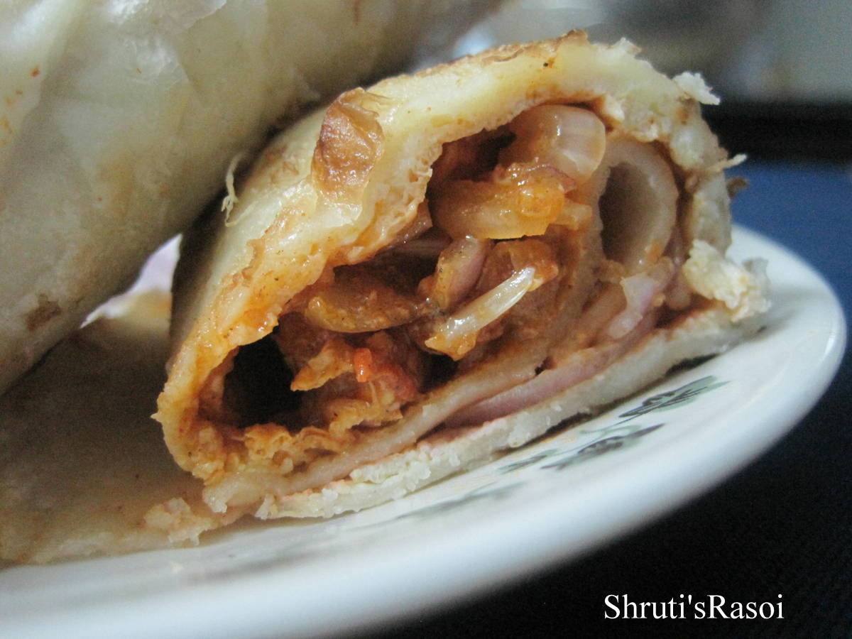 Shruti Rasoi: Soya Mattar Kathi Roll