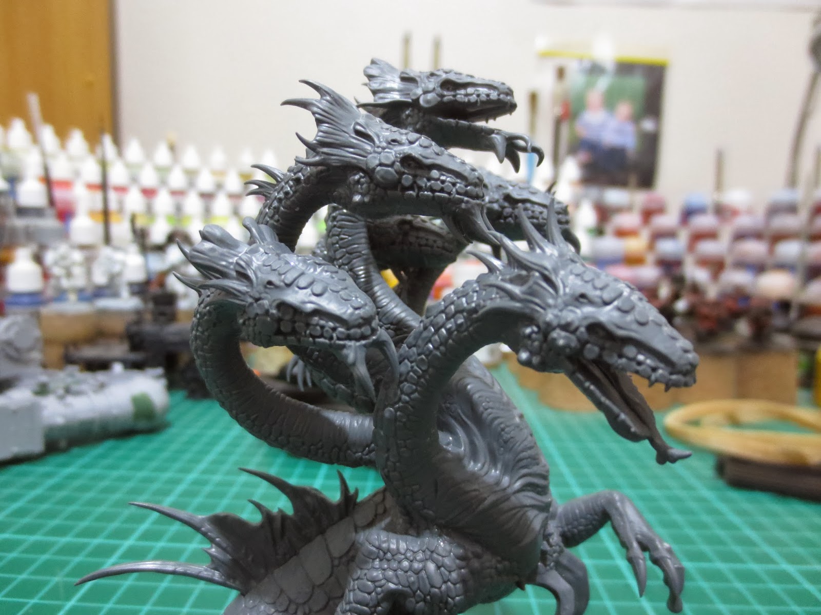 Plastic Krak: New Dark Elves Hydra - Unboxed and first looks