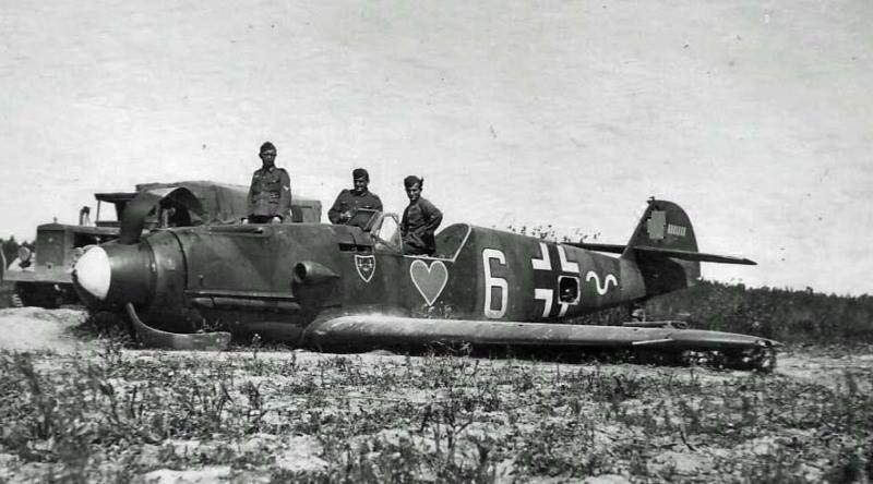 FalkeEins - the Luftwaffe blog: JG 54 planes of the aces - Bf 109 aces ...