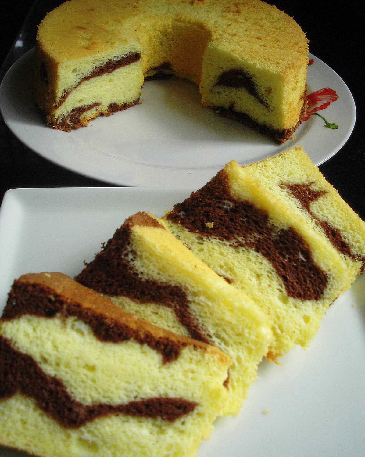 CHOCOLATE MARBLE CHIFFON CAKE