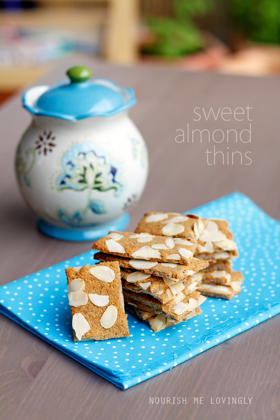 Nourish me lovingly: Sweet almond thins (GAPS)