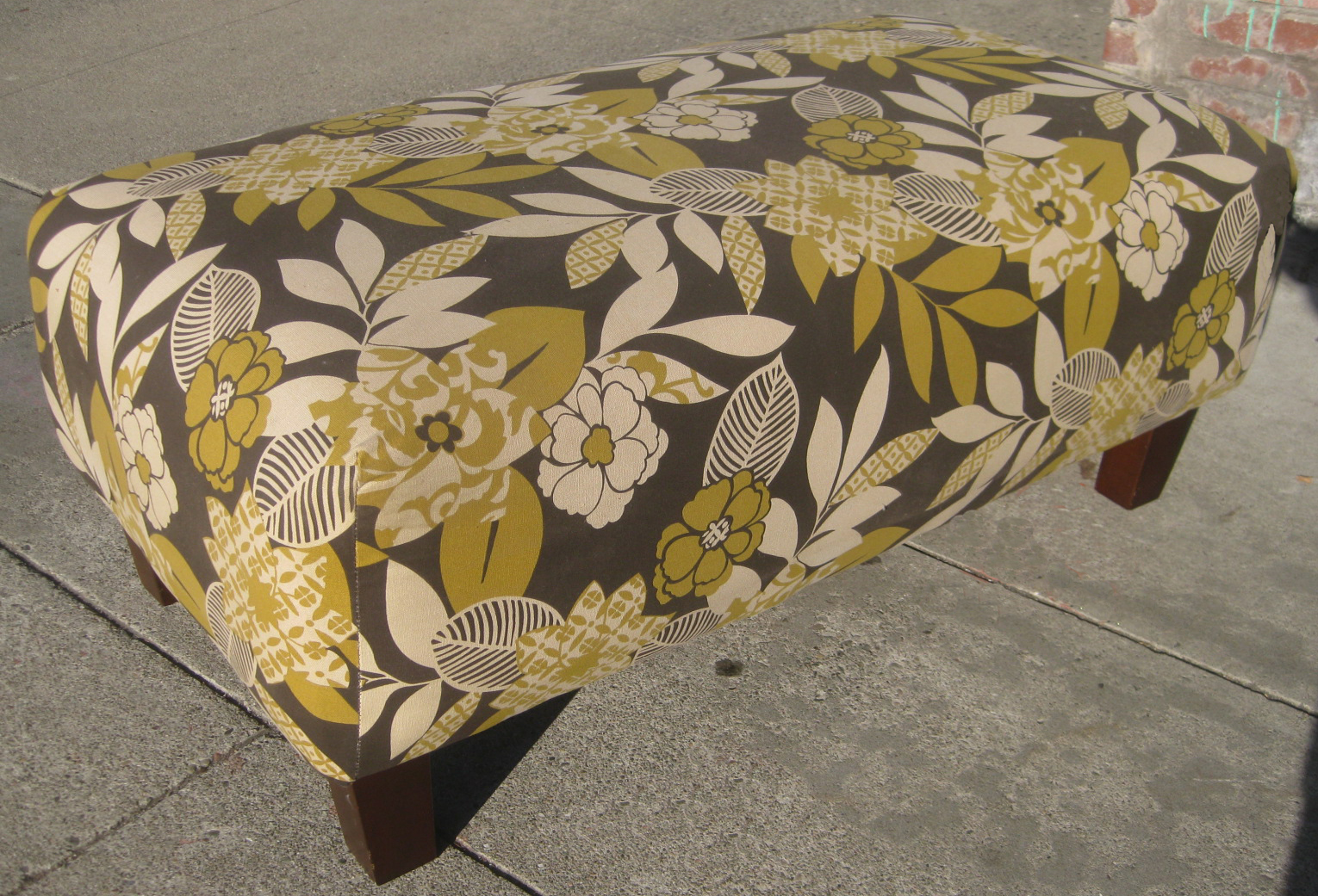 UHURU FURNITURE & COLLECTIBLES: SOLD - Retro Ottoman - $45