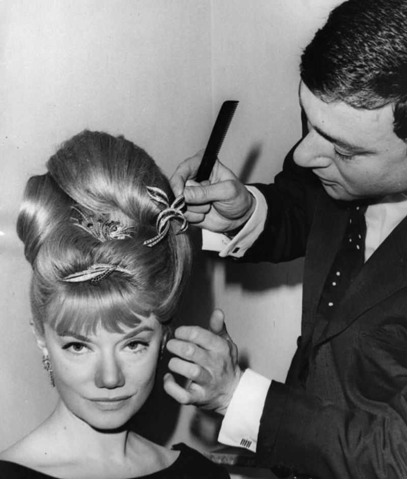 Vidal Sassoon's Most Iconic Haircuts in the 1960s ~ vintage everyday